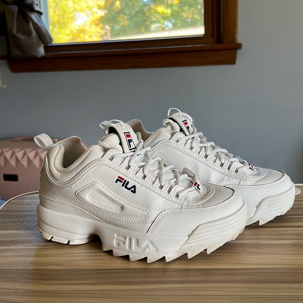 Fila White Platform Sneakers (Size 8) - Gem